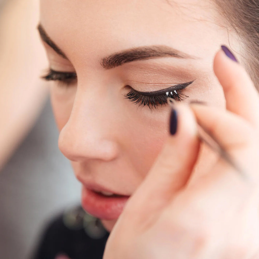 How to keep your eyelashes clean – Mangata Spa